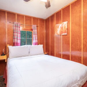 Cabin #2 Aaron's Skipper - Don Hoel's Cabins